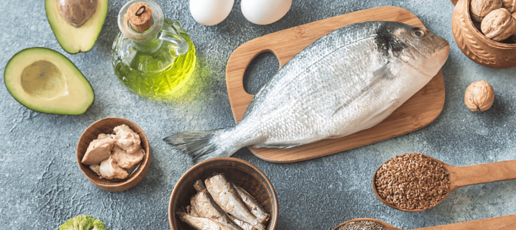 Monounsaturated vs. Polyunsaturated Fats: Benefits and Sources